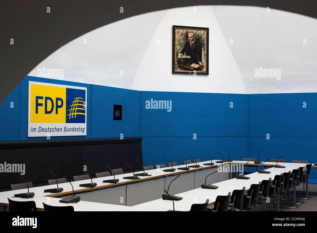 Room faction hi-res stock photography and images - Alamy