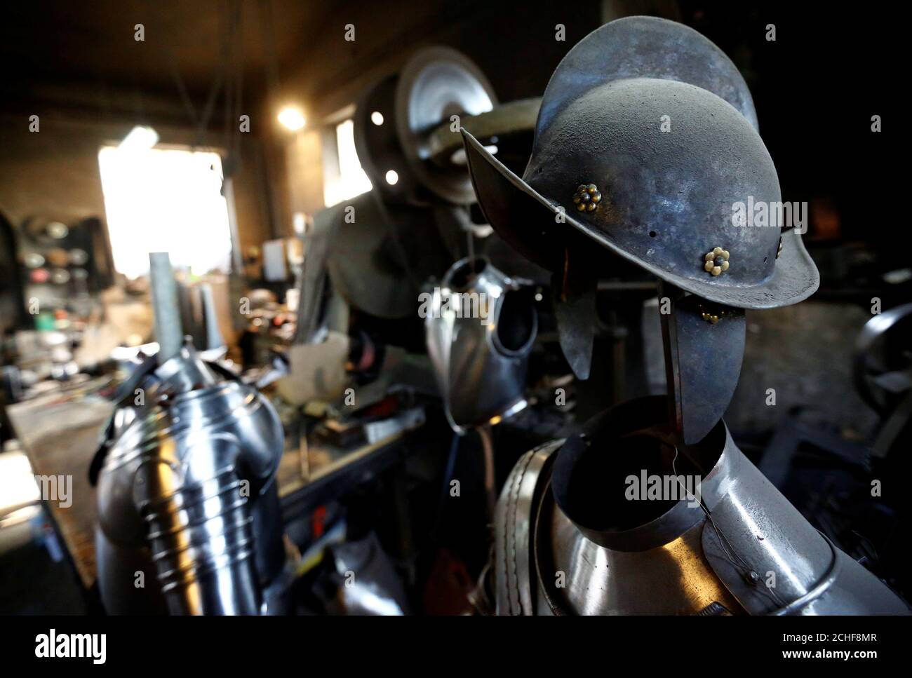 Vatican's swiss guards hi-res stock photography and images - Alamy