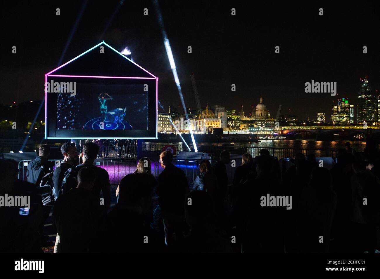 Holographic projection hi-res stock photography and images - Alamy