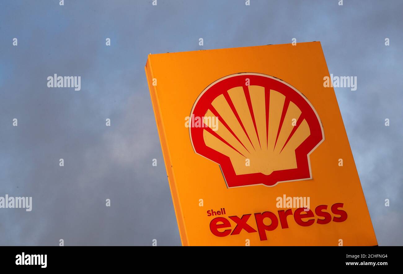 Shell logo 2019 hi-res stock photography and images - Alamy