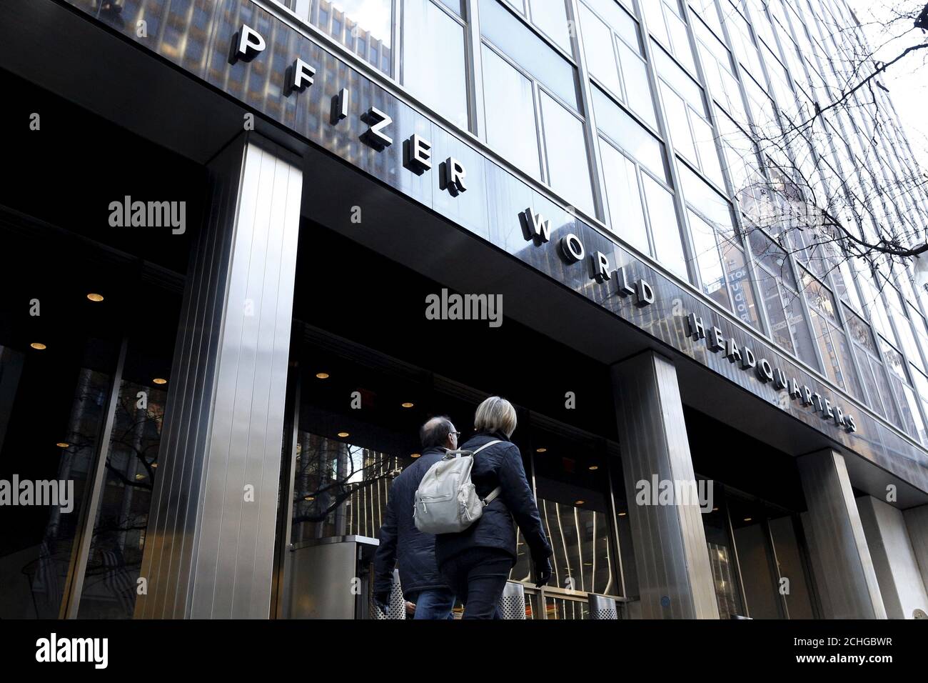 Pfizer World Headquarters High Resolution Stock Photography and Images ...