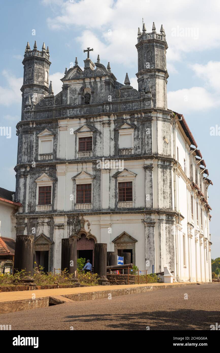 Old goa maina hi-res stock photography and images - Alamy