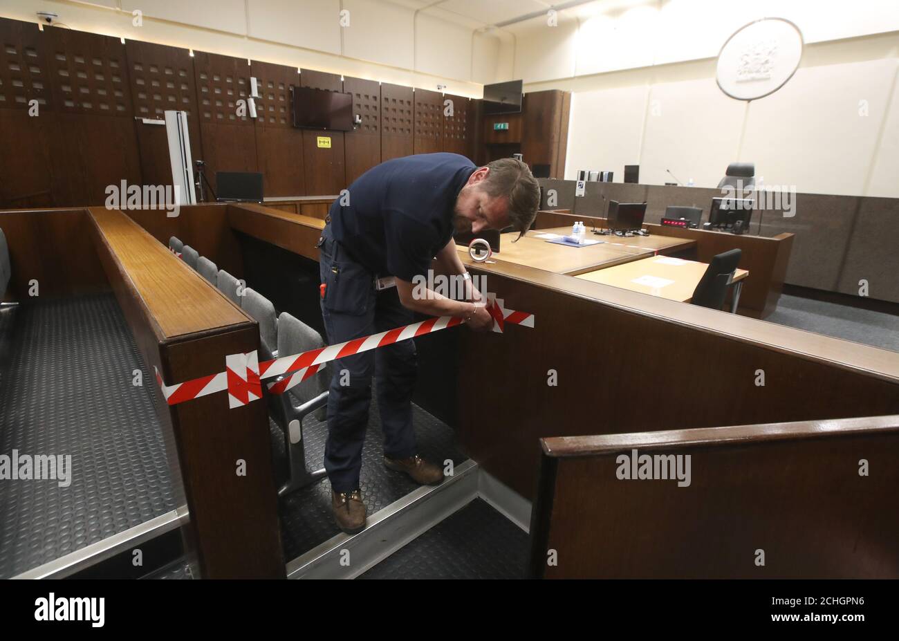 Dock courtroom hi-res stock photography and images - Alamy