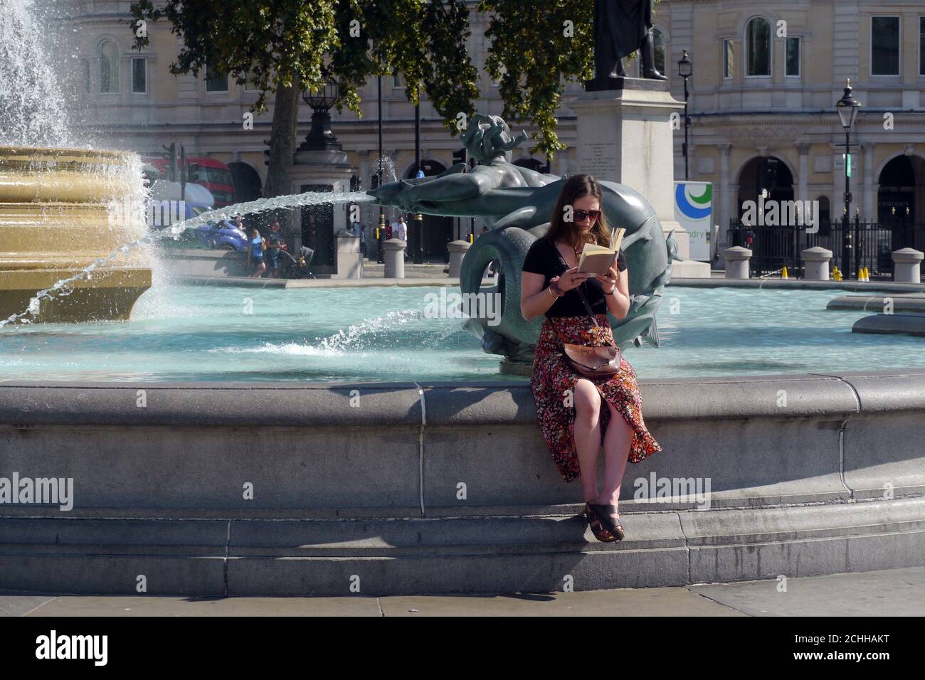 London, UK. 14th Sep, 2020. Sun in Trafalgar Square during heat wave ...