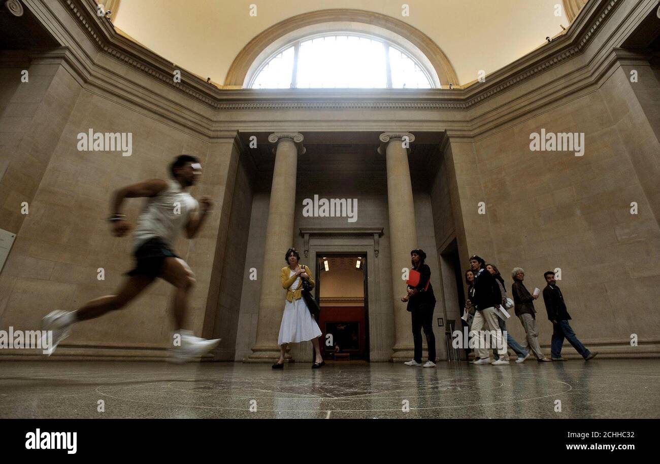 Art through the image hi-res stock photography and images - Alamy