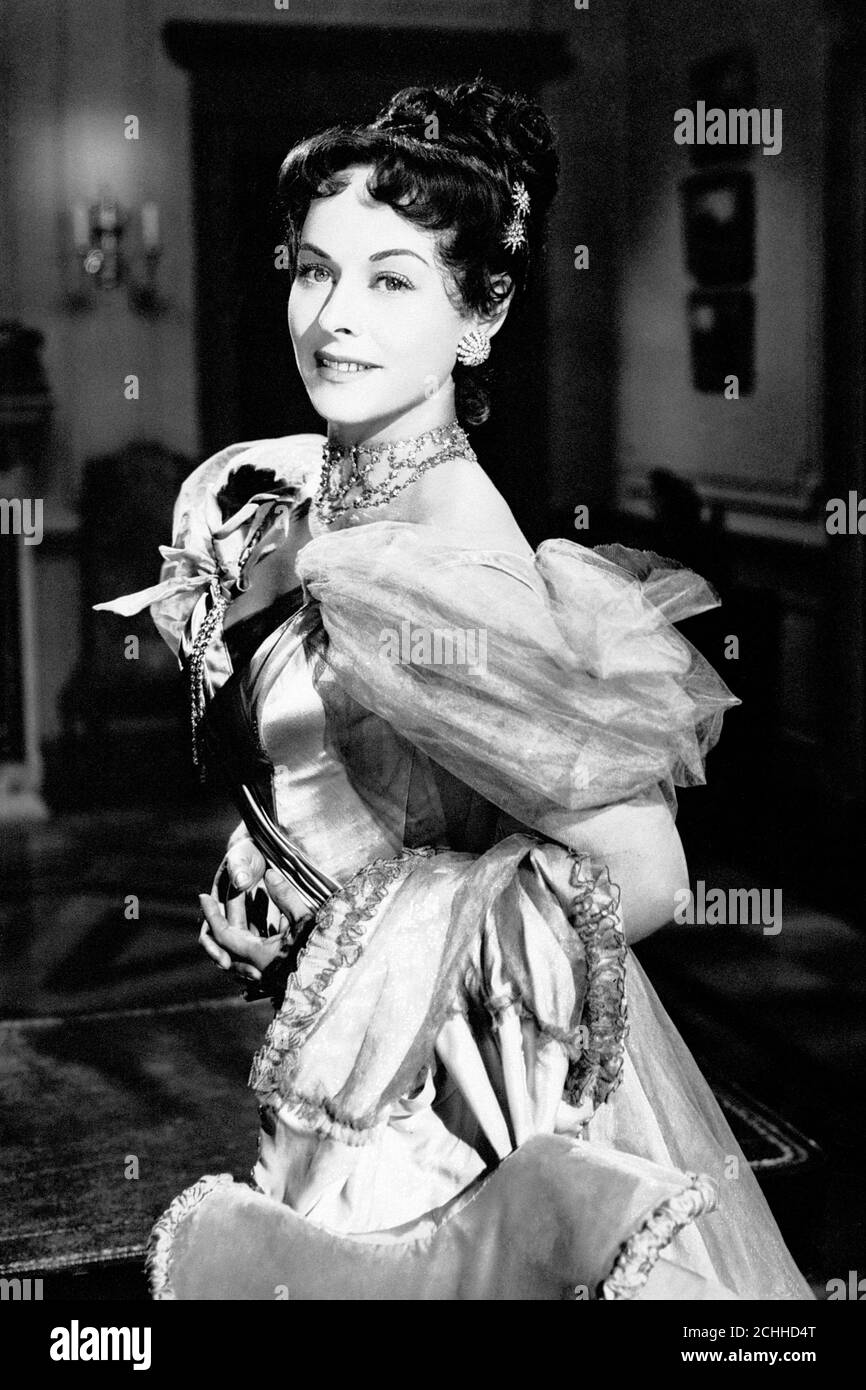 Actress Paulette Goddard on set of her new film that was shot in the UK ...