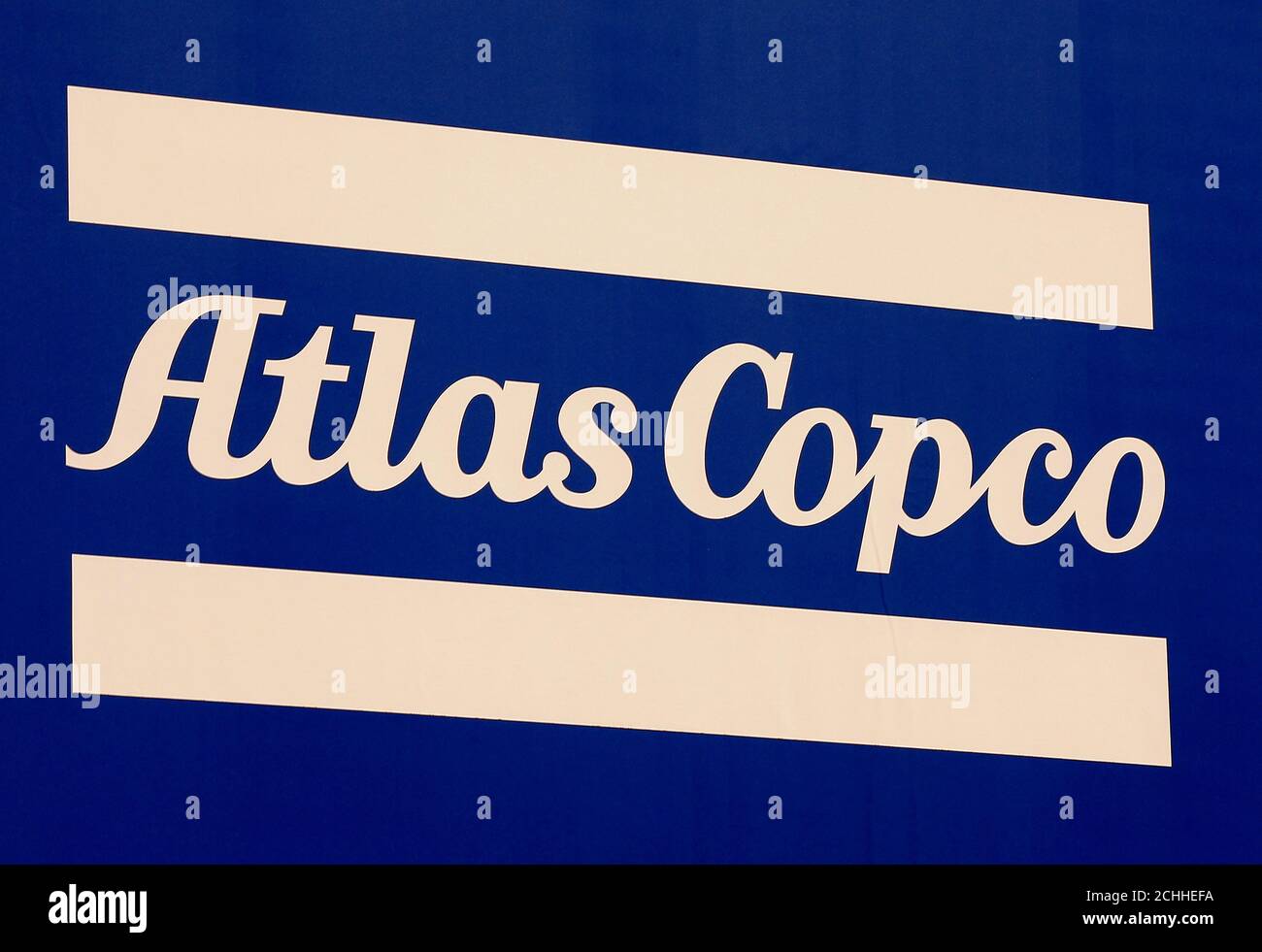 Atlas logo hi-res stock photography and images - Alamy
