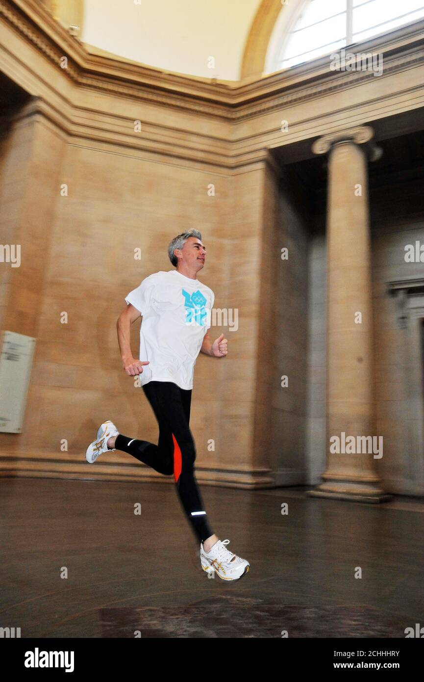 Olympic gold medalist jonathan edwards hi-res stock photography and ...