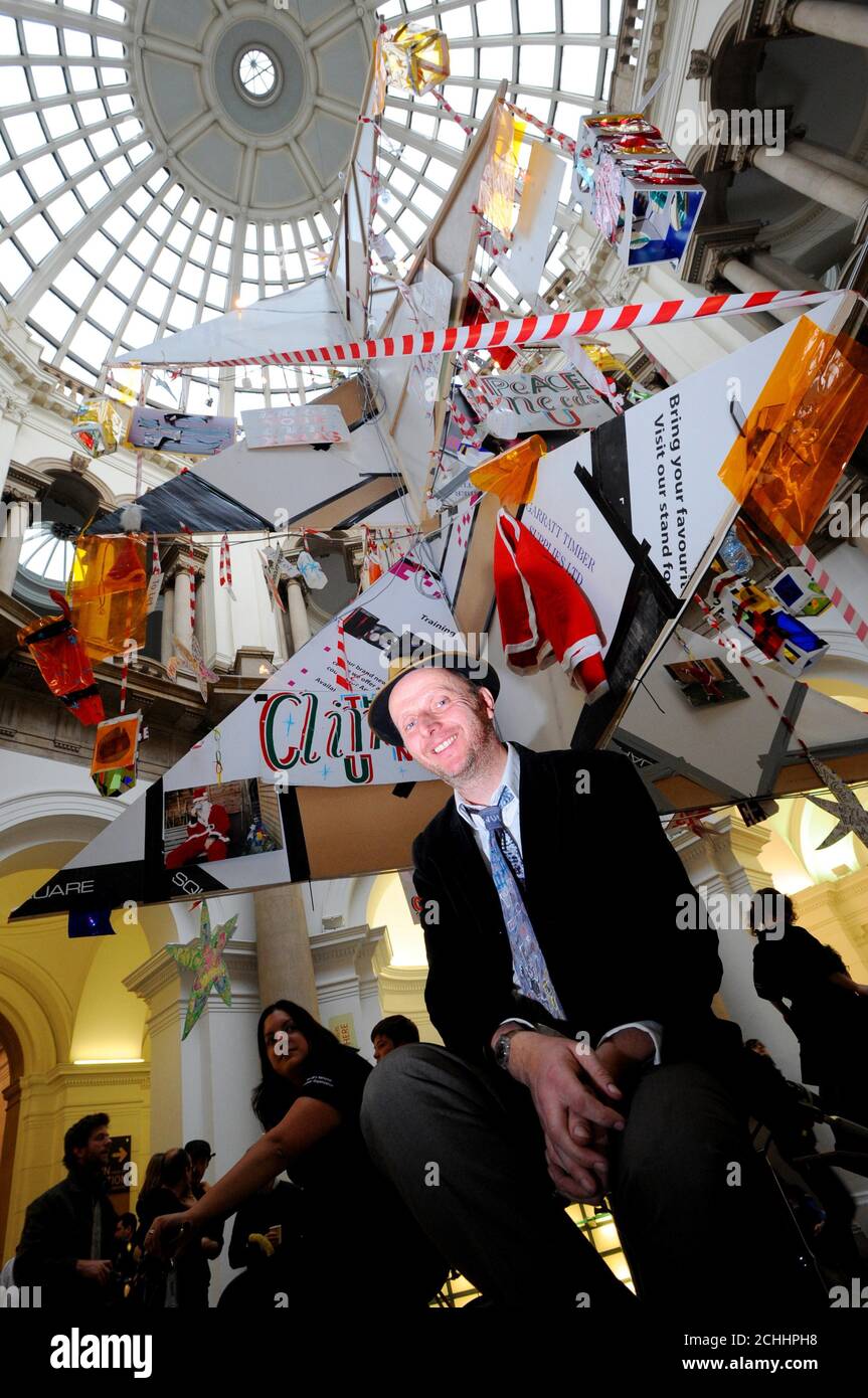 Artist bob and roberta smith with his latest artwork hi-res stock ...