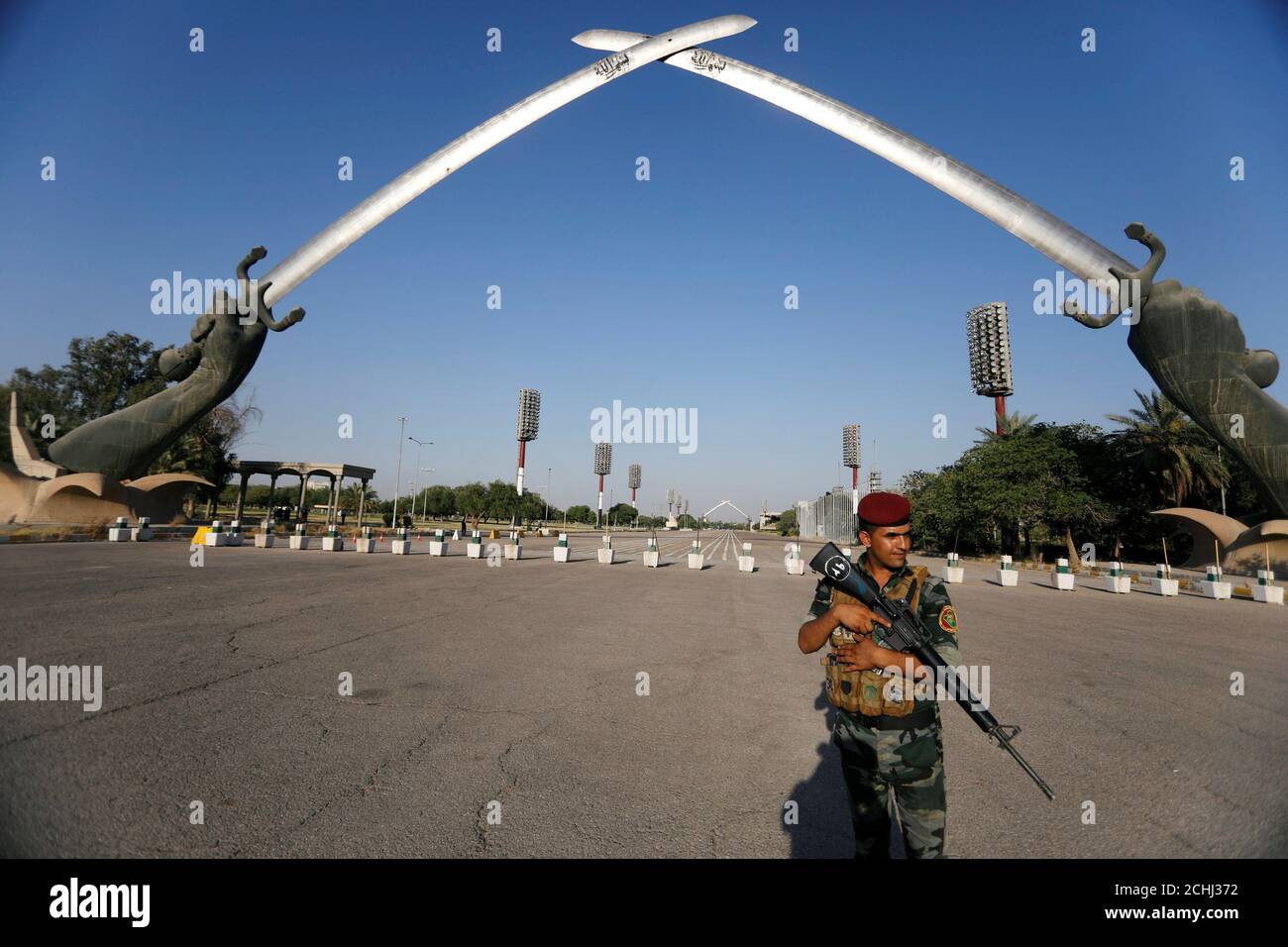 Victory arch iraq hi-res stock photography and images - Alamy