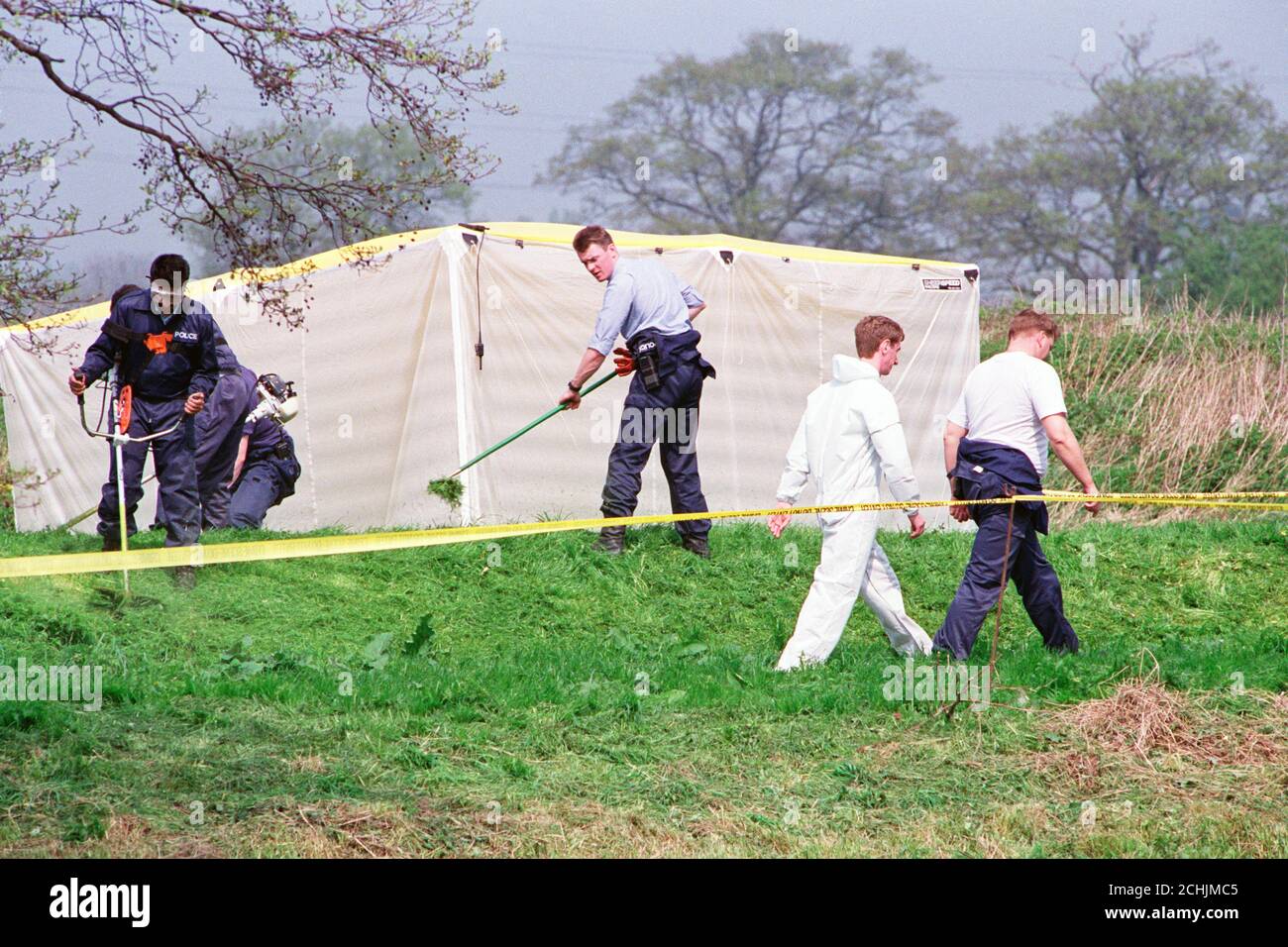 Body debbie buxton murdered murdered walking hi-res stock photography ...