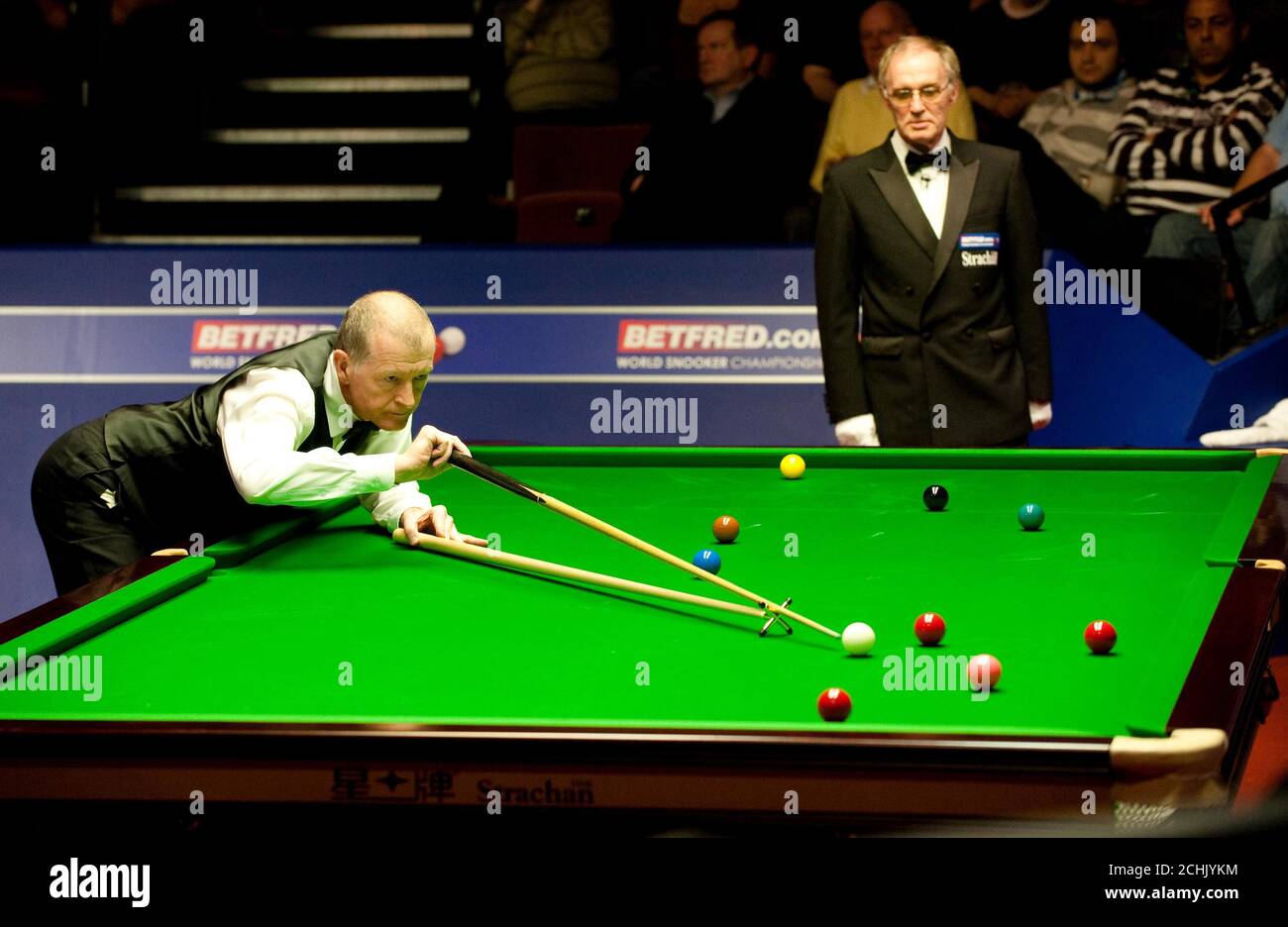 Steve davis snooker player hi-res stock photography and images - Alamy