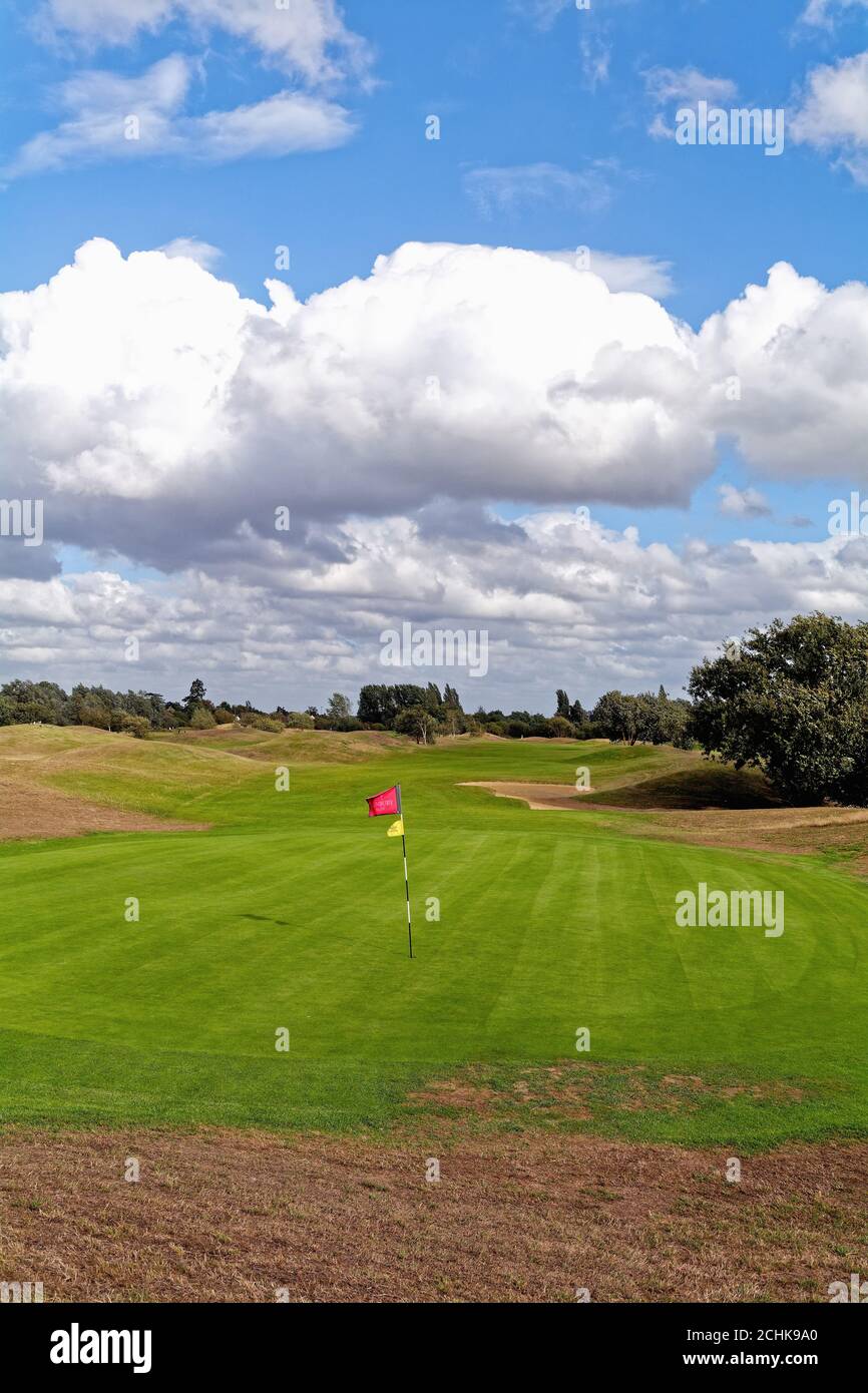 Empty golf course hi-res stock photography and images - Alamy