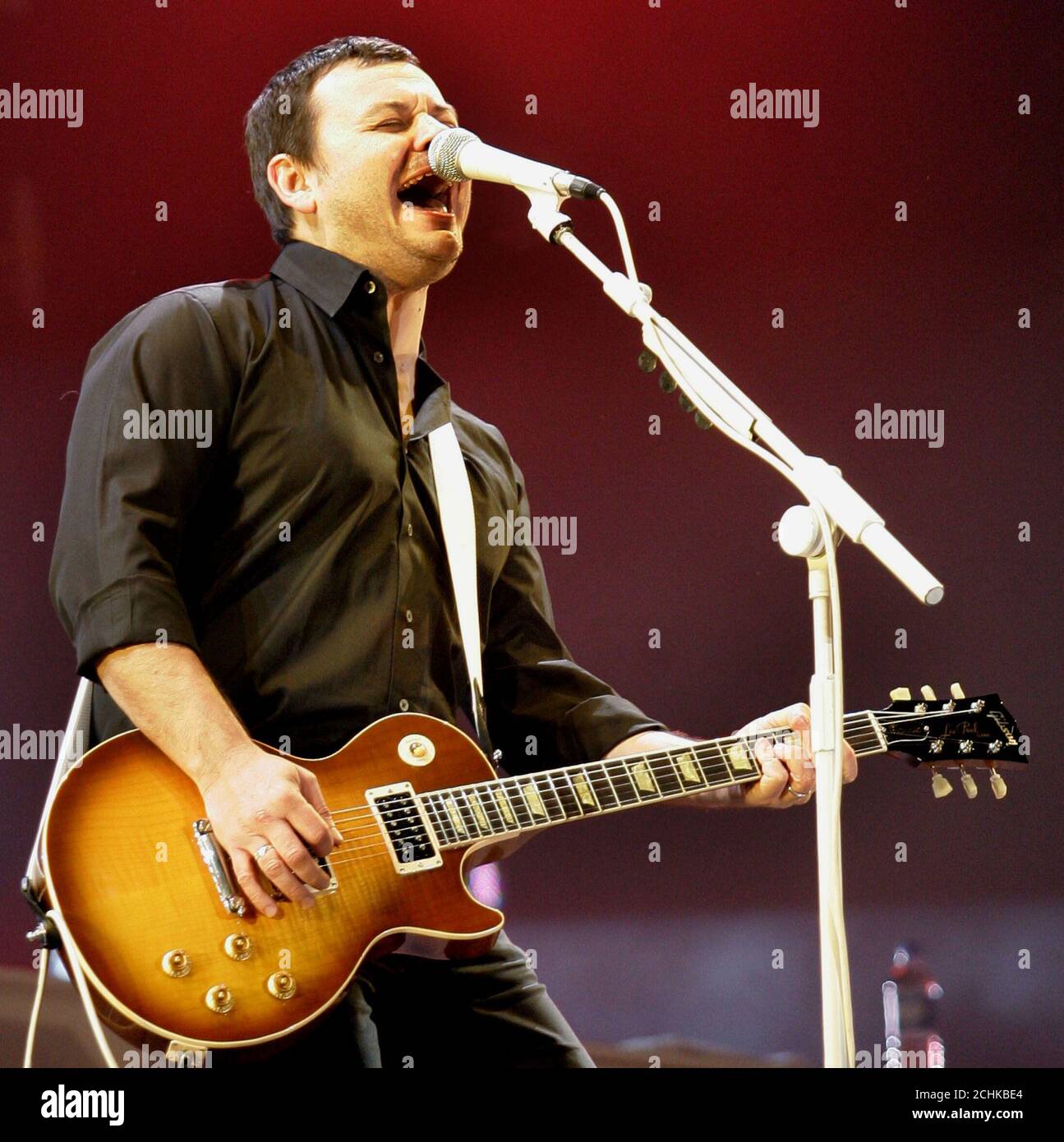 Sean moore hi-res stock photography and images - Alamy