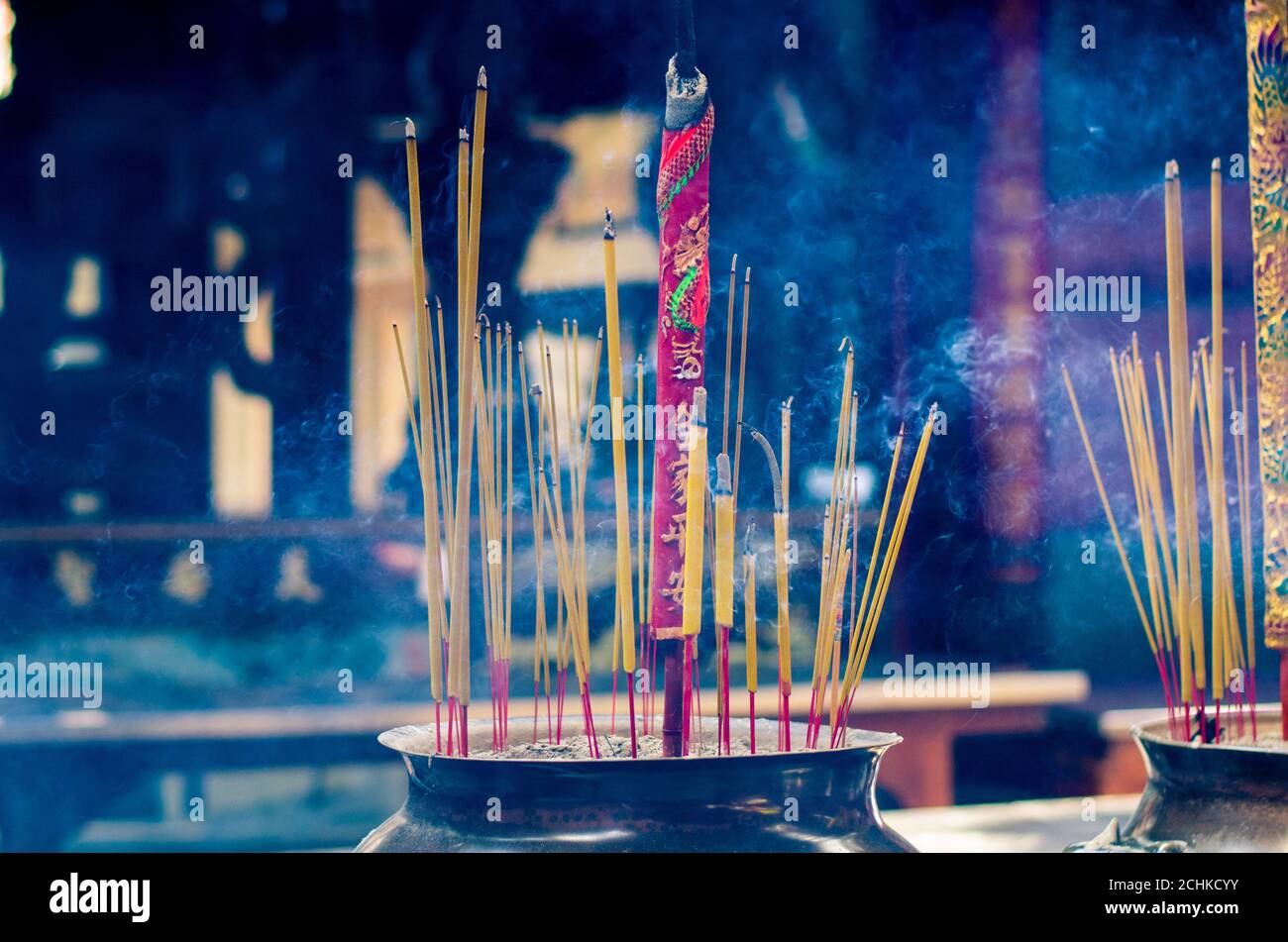 Burning monk hi-res stock photography and images - Alamy