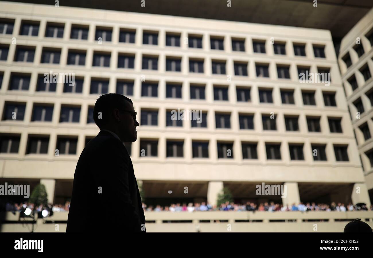 Federal bureau of investigation agents hi-res stock photography and ...