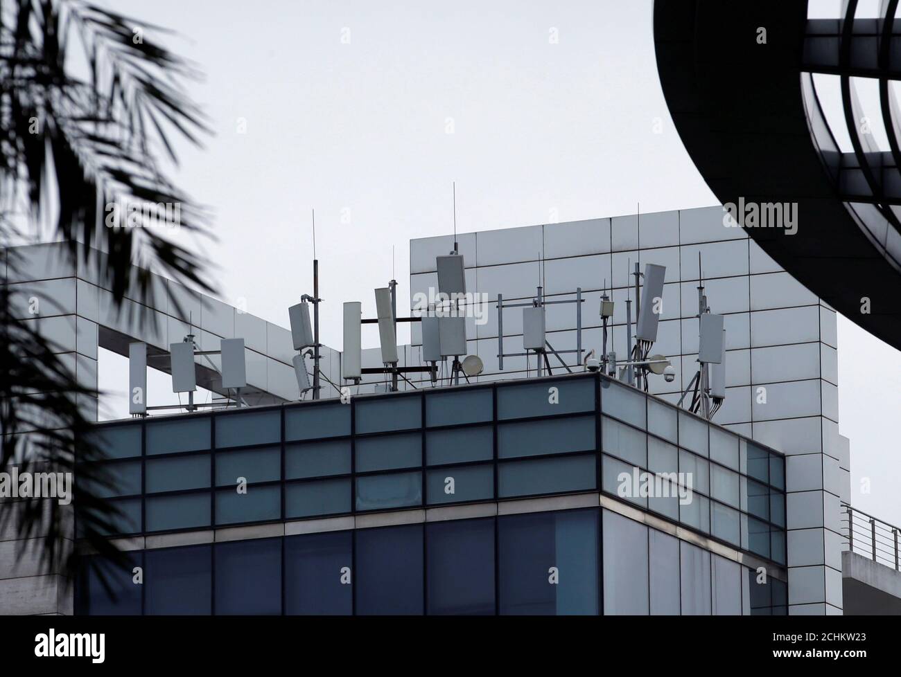 Huawei 5g base station hi-res stock photography and images - Alamy