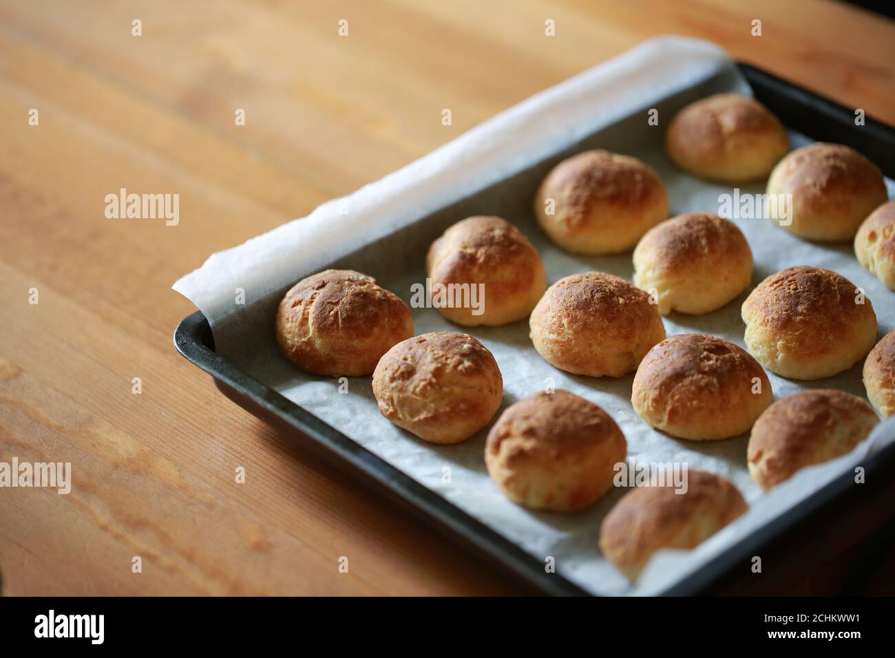 Bread baking class hi-res stock photography and images - Alamy