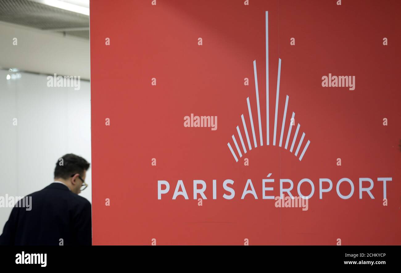 Logo de adp hi-res stock photography and images - Alamy