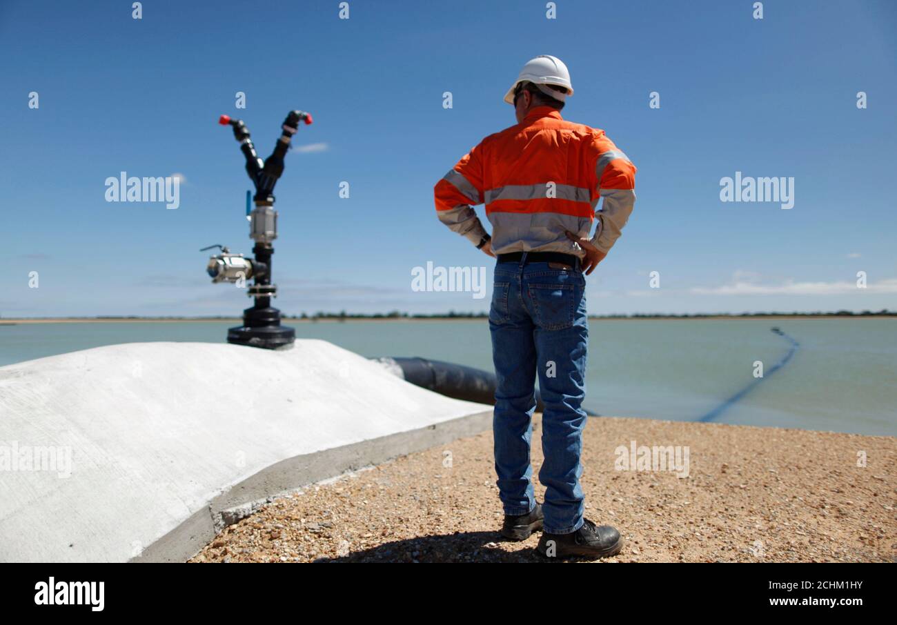 Australian dam industry hi-res stock photography and images - Alamy