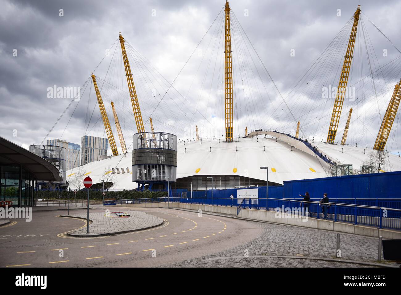 Jubilee line north greenwich hi-res stock photography and images - Alamy