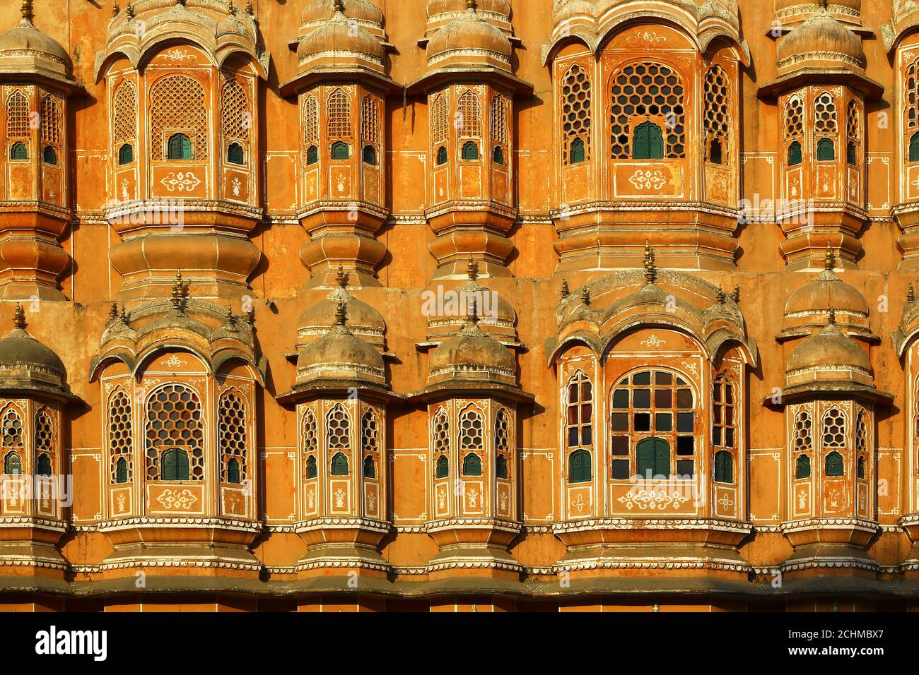 Windows palace hawa mahal hi-res stock photography and images - Alamy