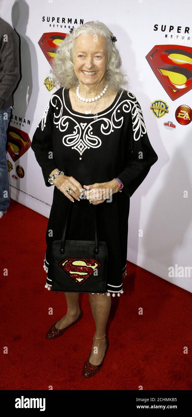 Lois lane superman hi-res stock photography and images - Alamy