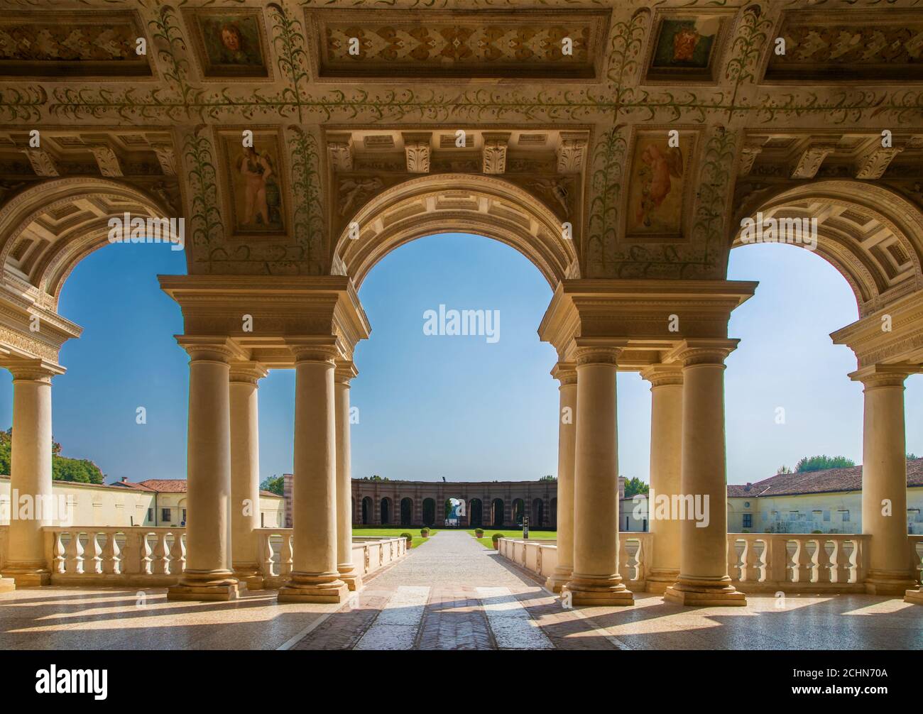 Palazzo te courtyard hi-res stock photography and images - Alamy