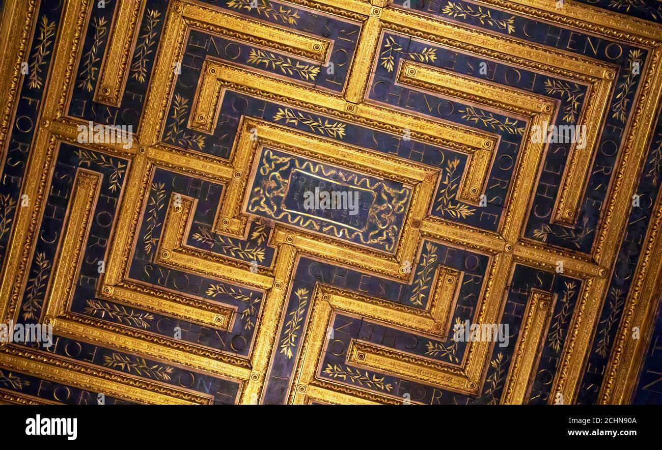 Ceiling maze from Ducal Palace in Mantua, Italy Stock Photo - Alamy