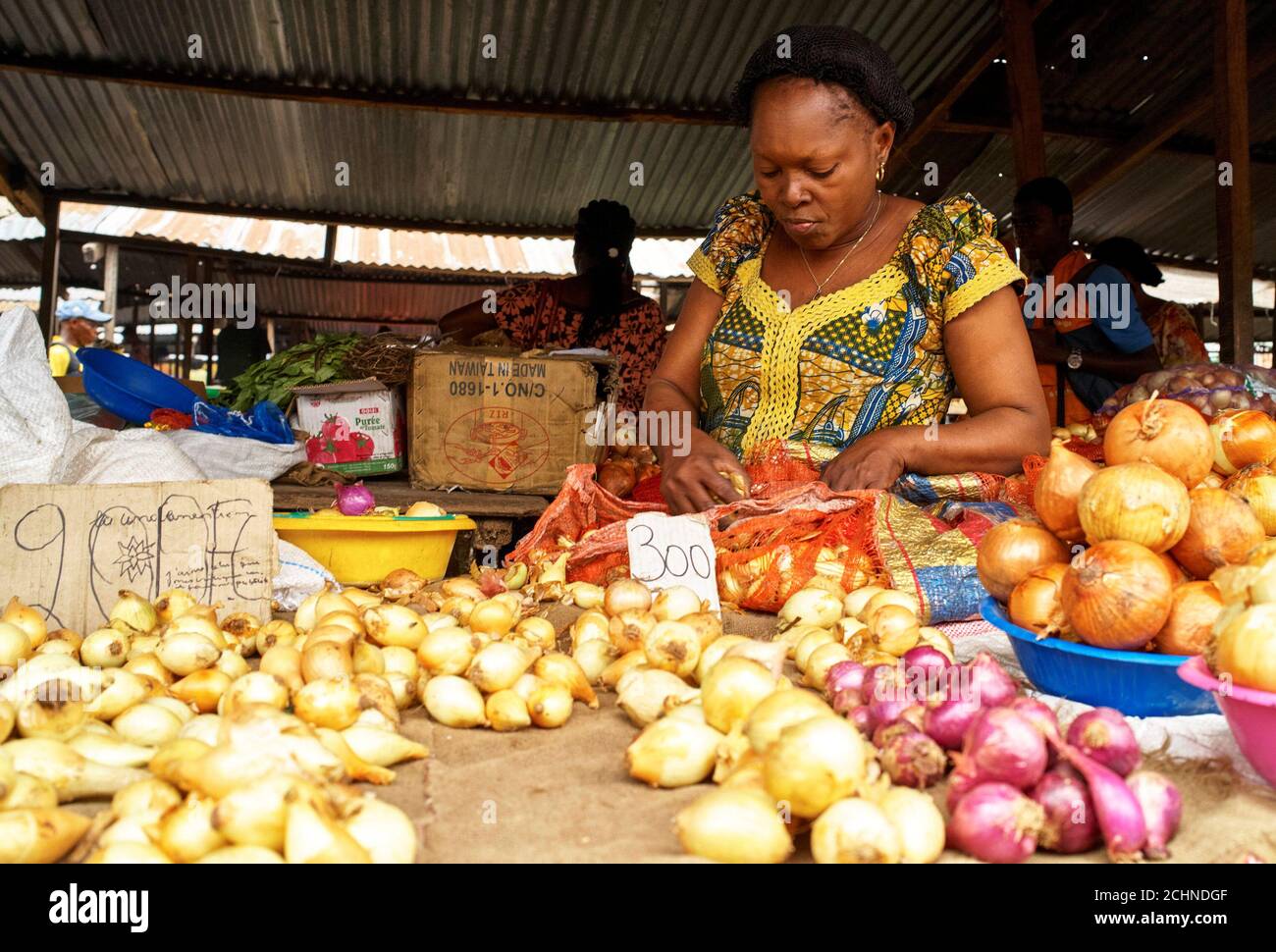 Drc vendor hi-res stock photography and images - Alamy