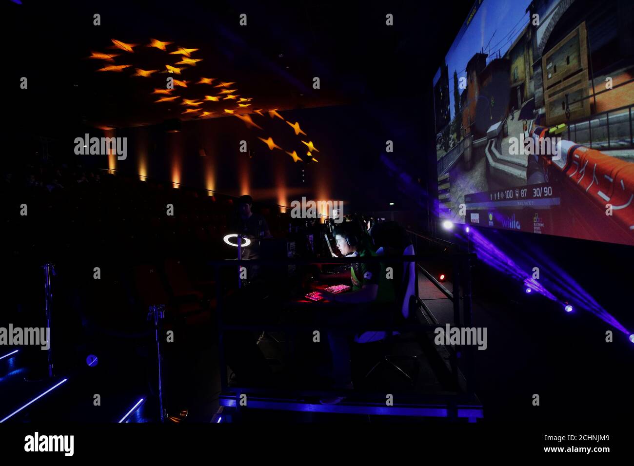 ‘counter strike: global offensive hi-res stock photography and images ...