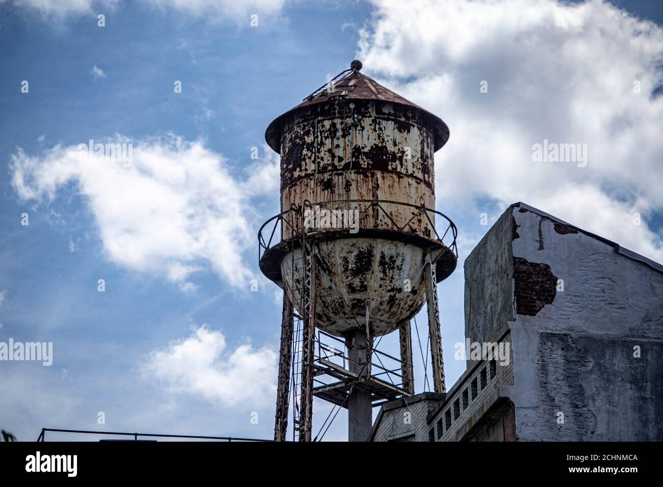 Industry city buildings on brooklyn hi-res stock photography and images ...