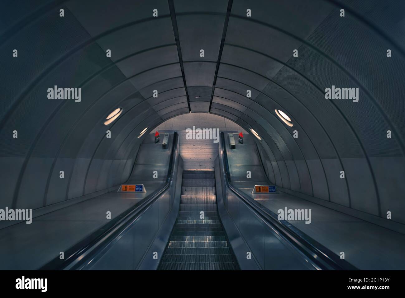 Electrical elevator hi-res stock photography and images - Alamy