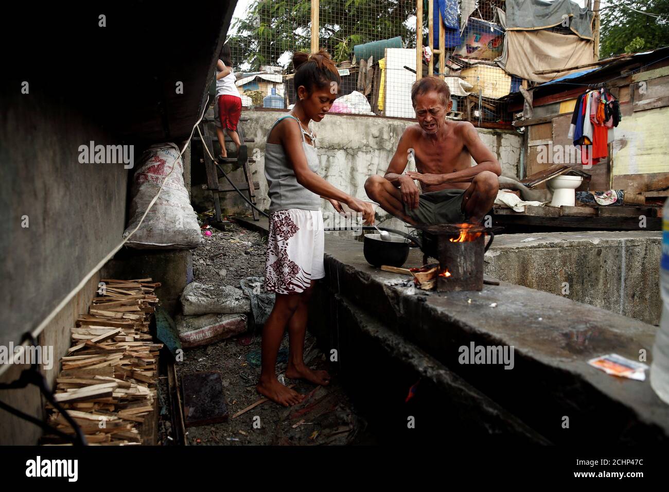 Manila slum not poor hi-res stock photography and images - Alamy