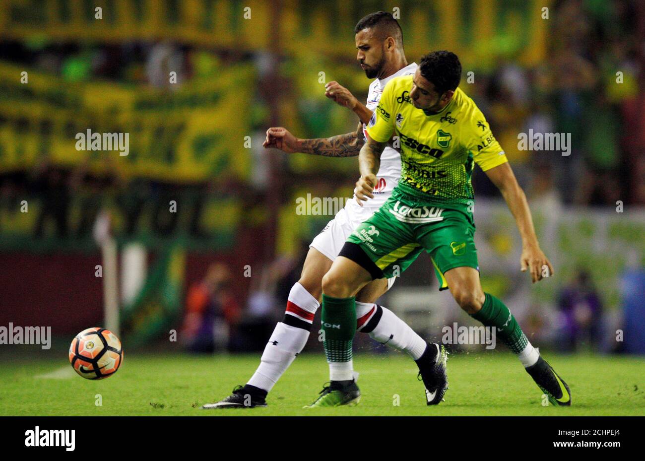 Defensa 5 hi-res stock photography and images - Alamy