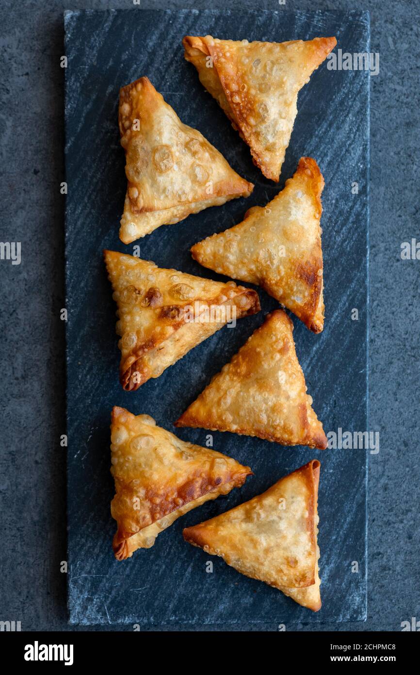 Fried Samosa (Samoosas Stock Photo - Alamy