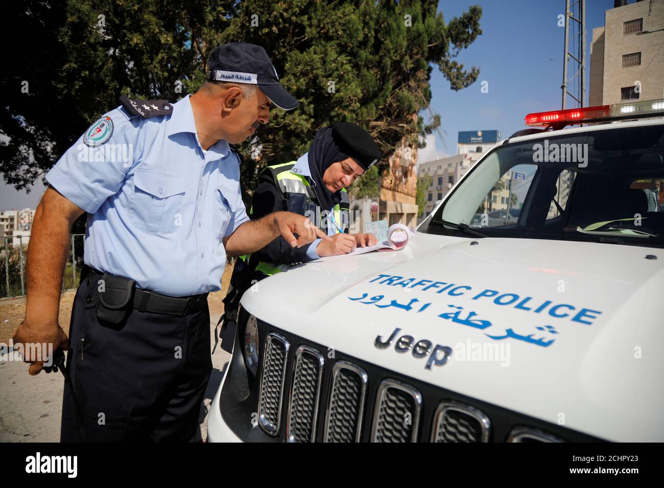 Israeli policewomen hi-res stock photography and images - Alamy