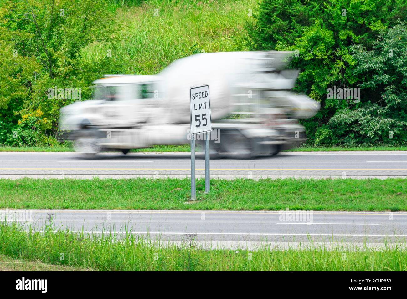 Concrete road sign hi-res stock photography and images - Alamy