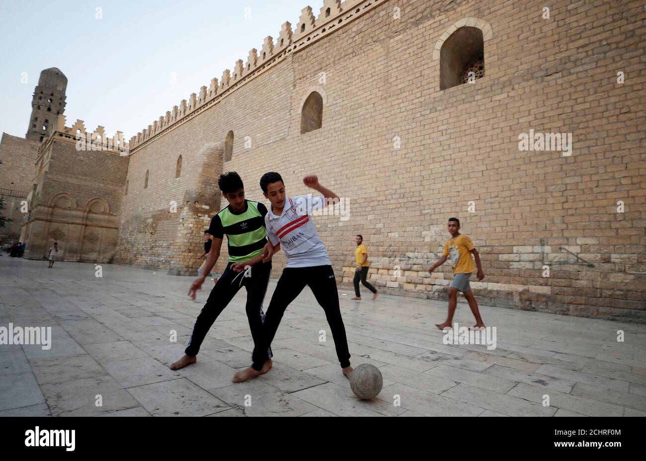 Football children egypt hi-res stock photography and images - Alamy