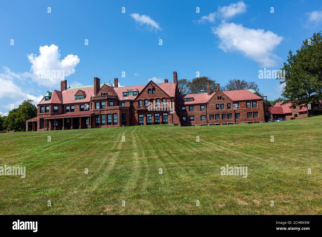 Historic state mansions in Ocean Drive Historic District, Newport ...