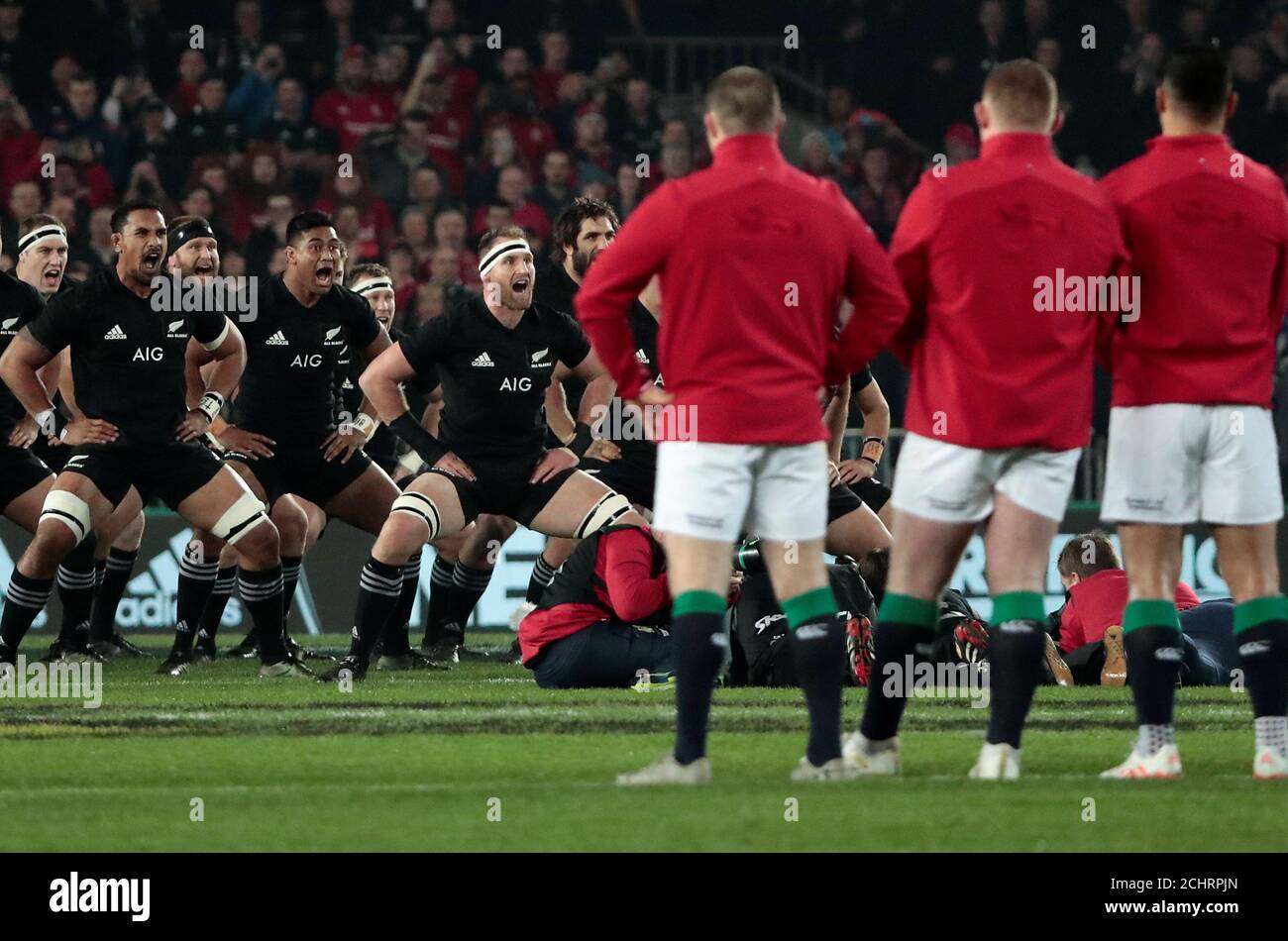 New zealand all blacks the haka 2017 hi-res stock photography and ...