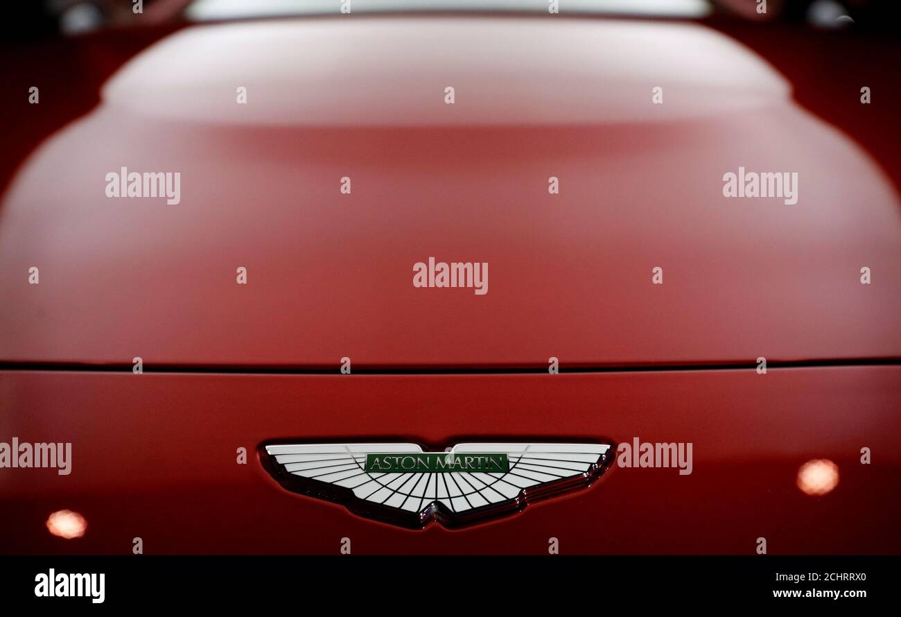 Car vantage logo hi-res stock photography and images - Alamy