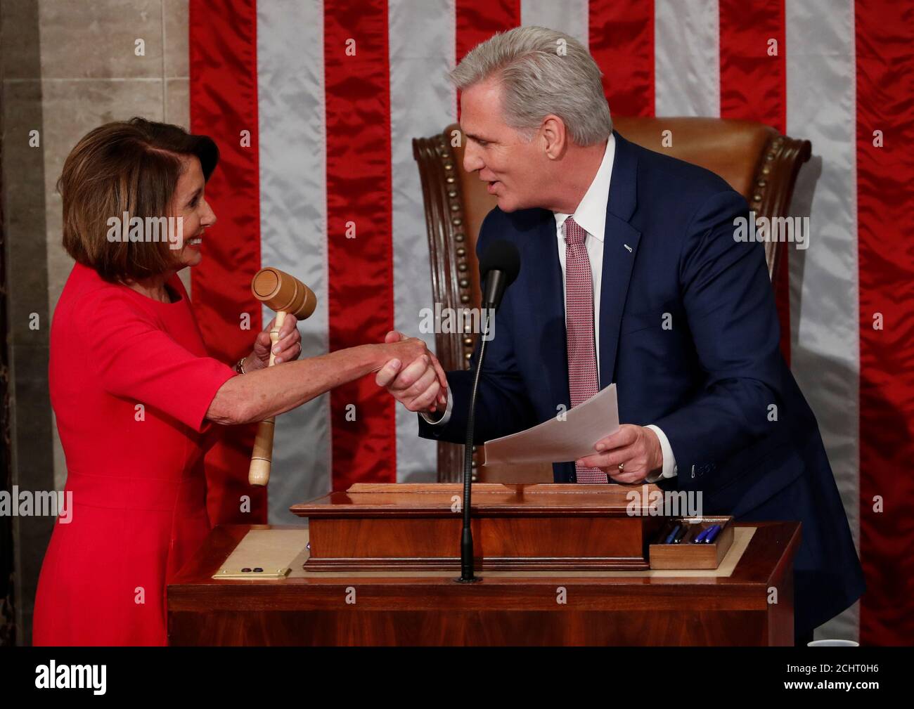 Kevin mccarthy gavel hi-res stock photography and images - Alamy