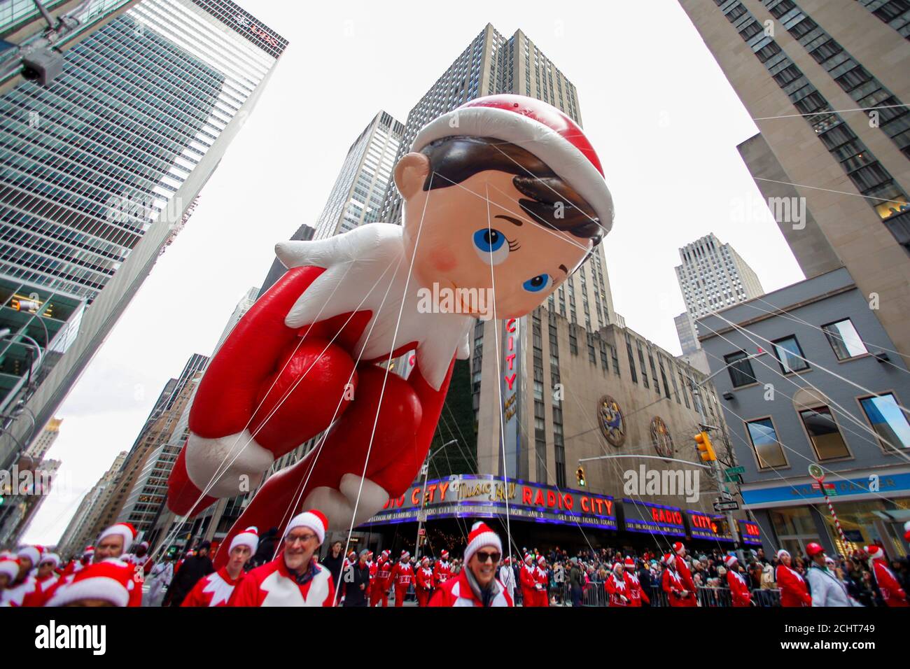 Elf shelf balloon hi-res stock photography and images - Alamy