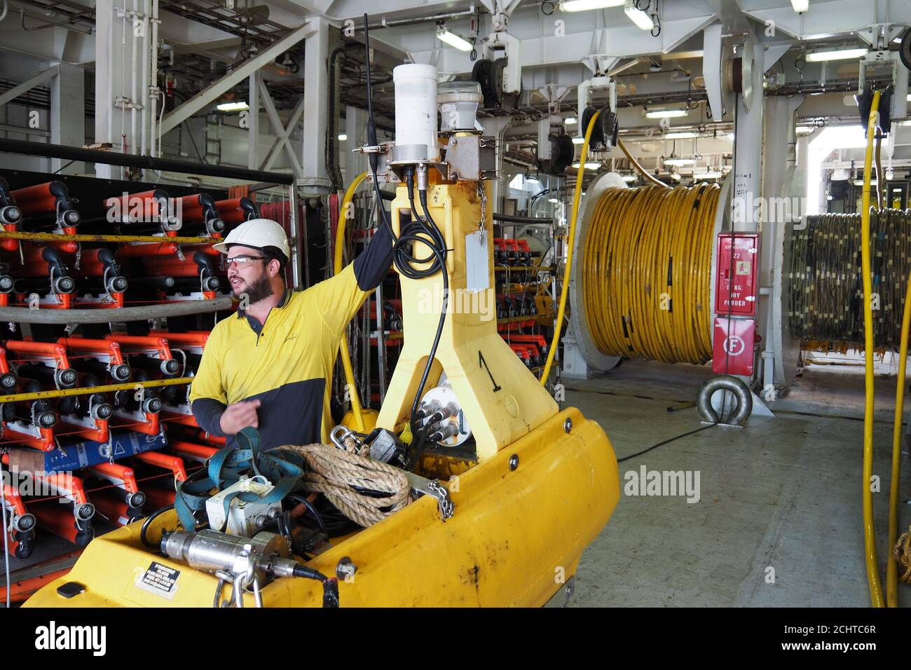 Seismic operations hi-res stock photography and images - Alamy