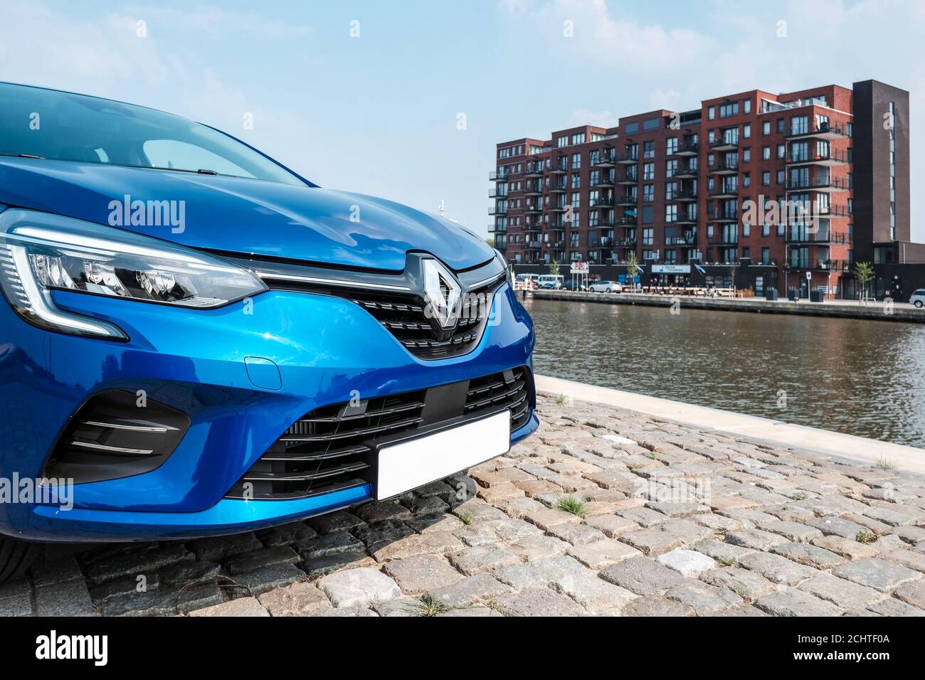 2019 Renault Clio in the color bleu iron rqh Stock Photo - Alamy