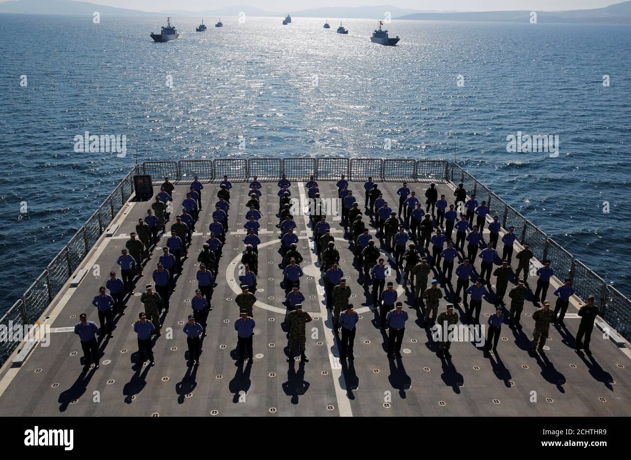 Tank crew members hi-res stock photography and images - Alamy