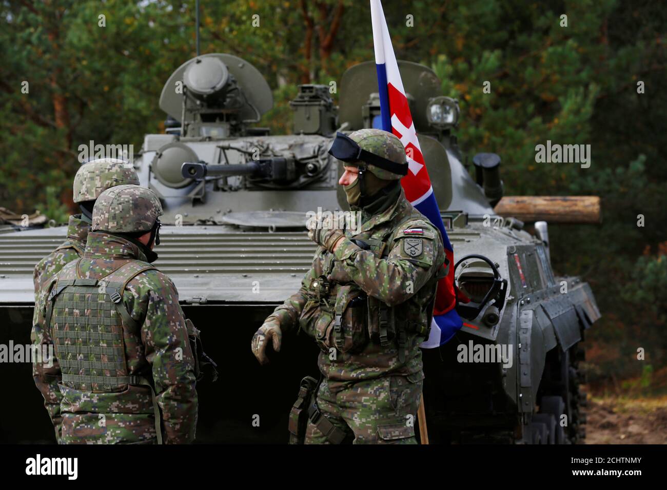 Slovak army soldiers hi-res stock photography and images - Alamy