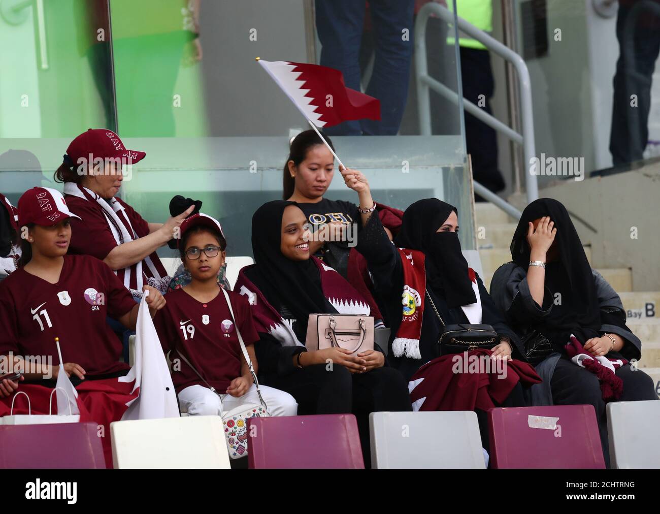 Middle east football fans uae hi-res stock photography and images - Alamy