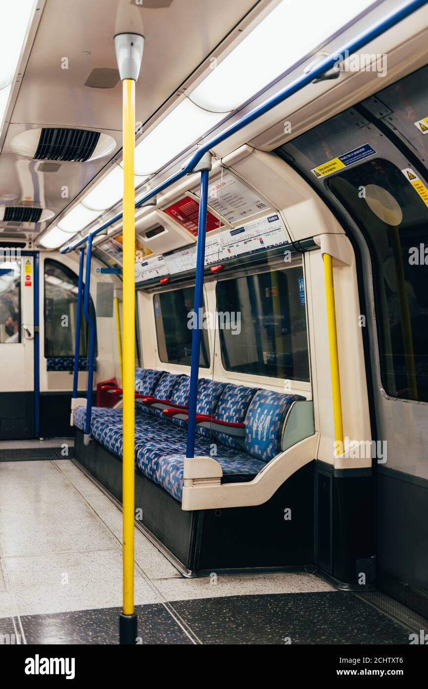 London underground passengers seat hi-res stock photography and images ...